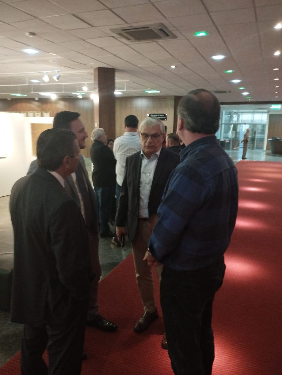 MDB quer Dário em Florianópolis, por Marcelo Lula - Guararema News