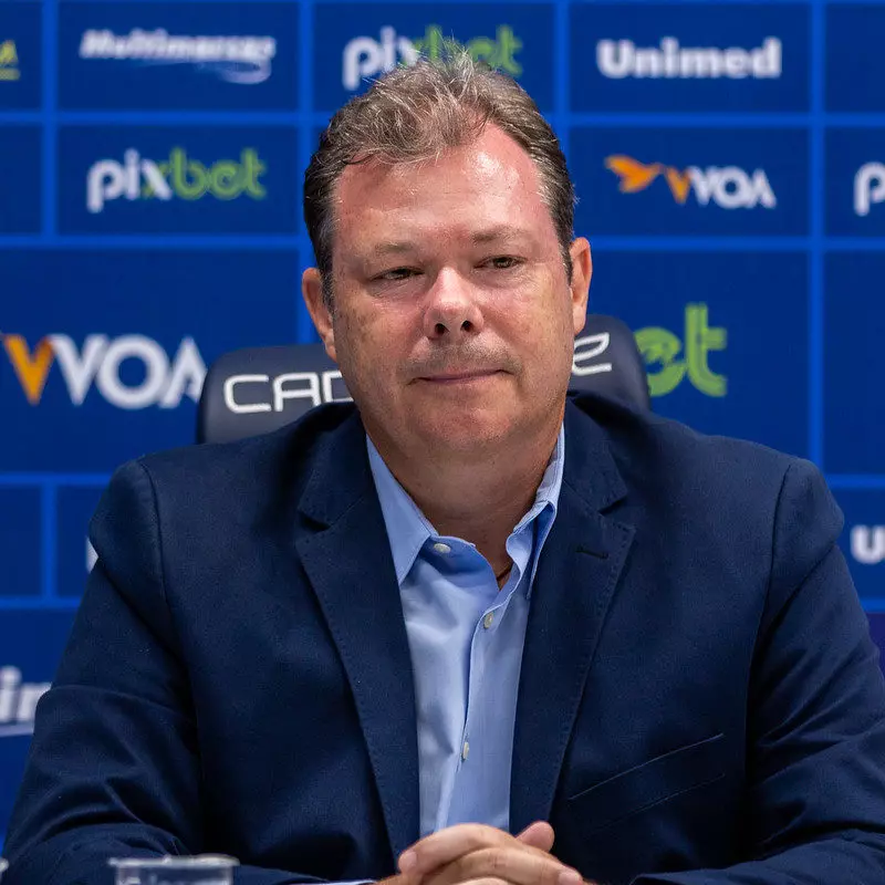 José Perdiz recebeu representantes de clubes das Séries A e B para ...