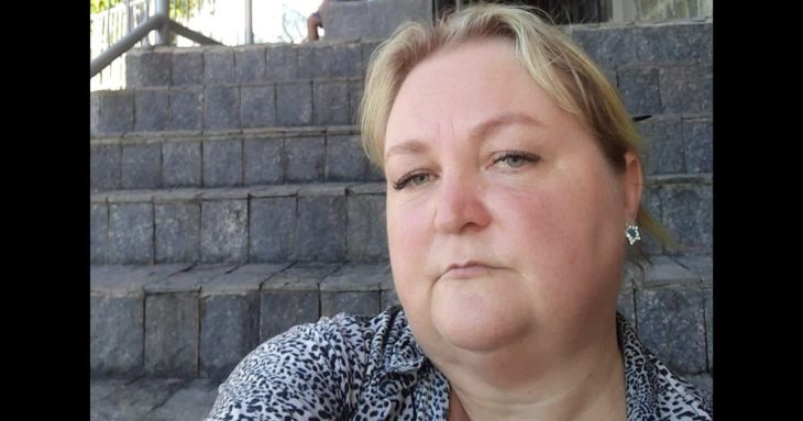 Mulher encontrada morta dentro de casa é identificada